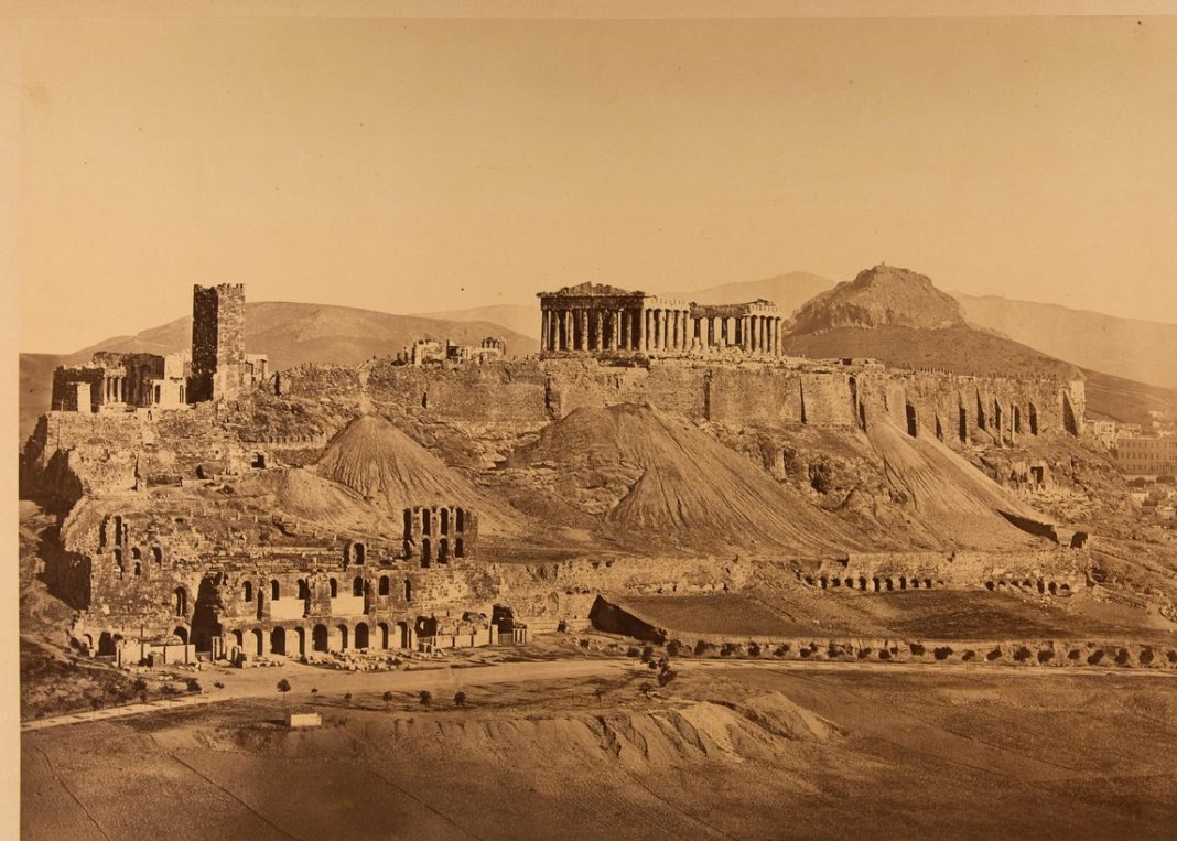 8 άγνωστες μνημειακές φωτογραφίες των Αθηνών (1860-1868) από παλαιό ...