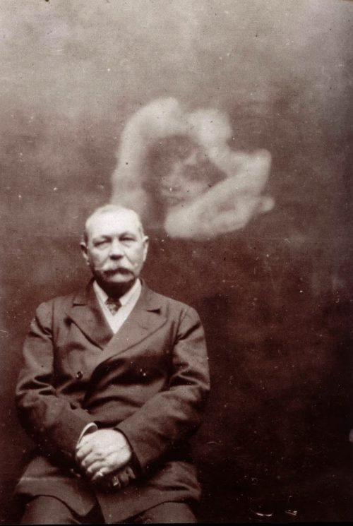 Φαντάσματα, νεράιδες και ένα μουσείο πνευματισμού - ασσόδυο