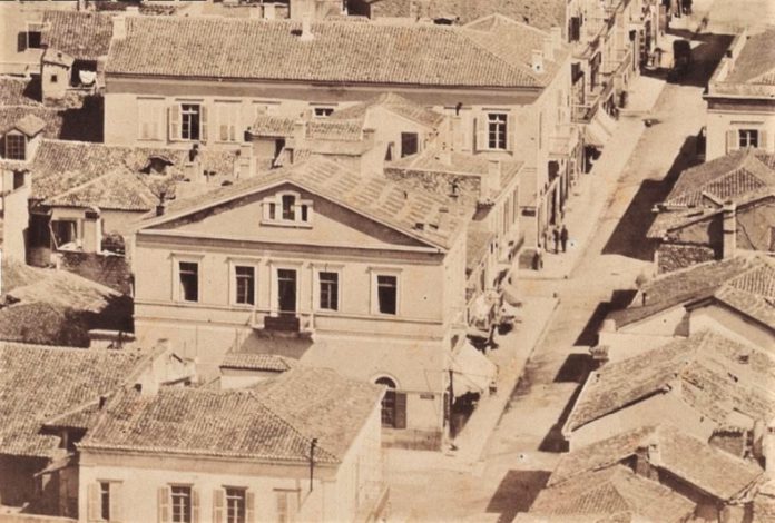 Μια πρωτοφανής φωτογραφία της μεταοθωμανικής Αθήνας - ασσόδυο